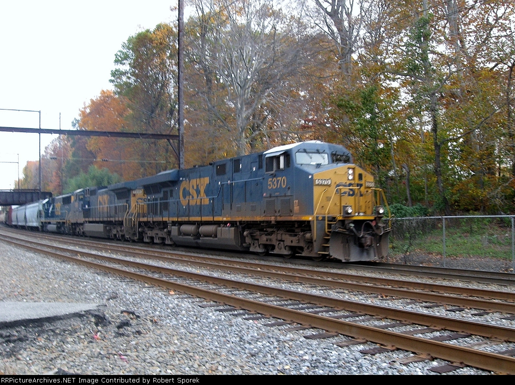 CSX Q409 on Halloween